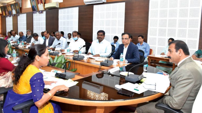 UoM Academic Council takes key decisions - Star of Mysore