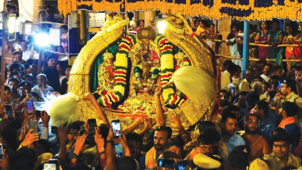 Thousands witness Vairamudi Utsava - Star of Mysore
