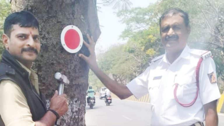 Siddartha Traffic Police install reflectors - Star of Mysore