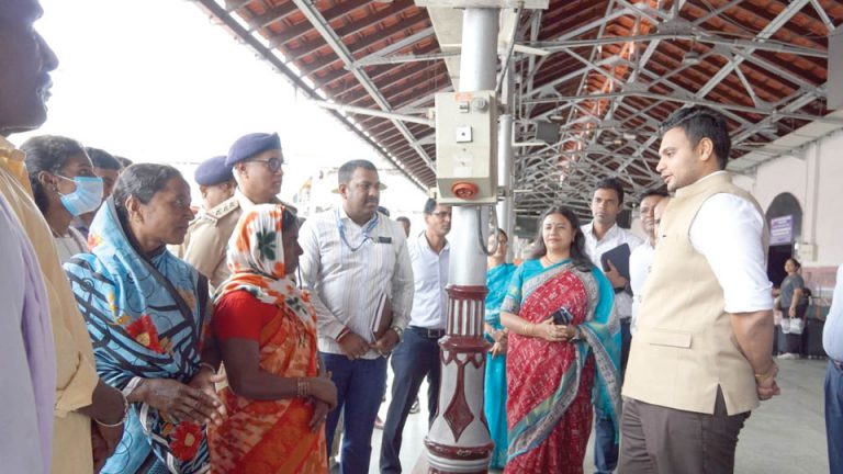 MP reviews ongoing rail infrastructure projects - Star of Mysore