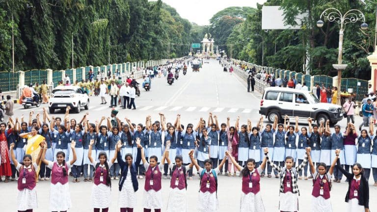 International Day of Democracy: 58-km human chain in Mysuru - Star of ...