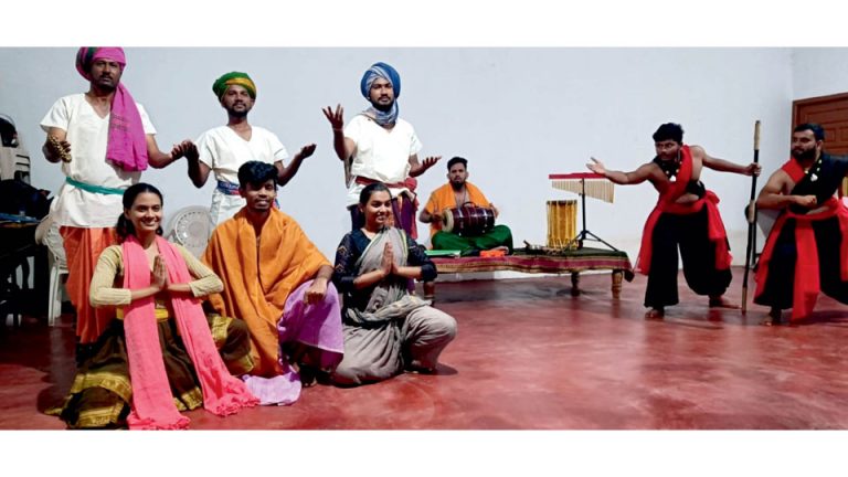 Play ‘Chama Cheluve’ tomorrow - Star of Mysore