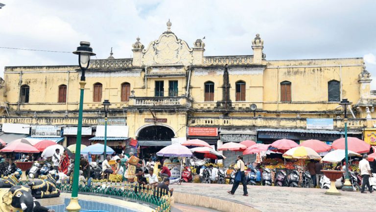 Devaraja Market to be DEMOLISHED - Star of Mysore
