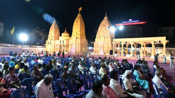 Replica of Kashi Vishwanath Temple in city beckons devotees - Star of ...