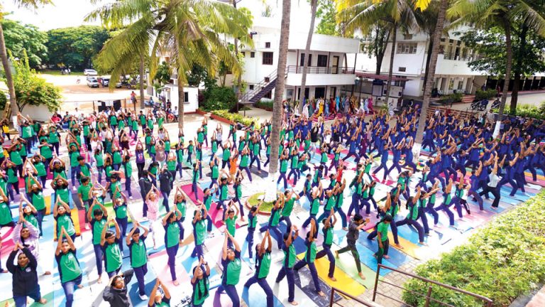 Manasarowar Pushkarini Vidyashrama celebrates International Day of Yoga ...
