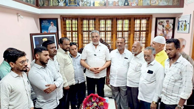 Wakf Board Advisory Committee Chairman greets MLA Tanveer Sait - Star ...