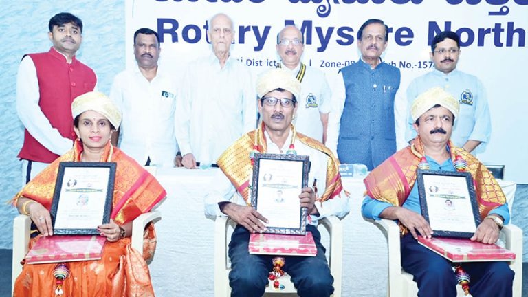 ‘Rotary Adarsha Shikshaka’ awards presented to teachers - Star of Mysore