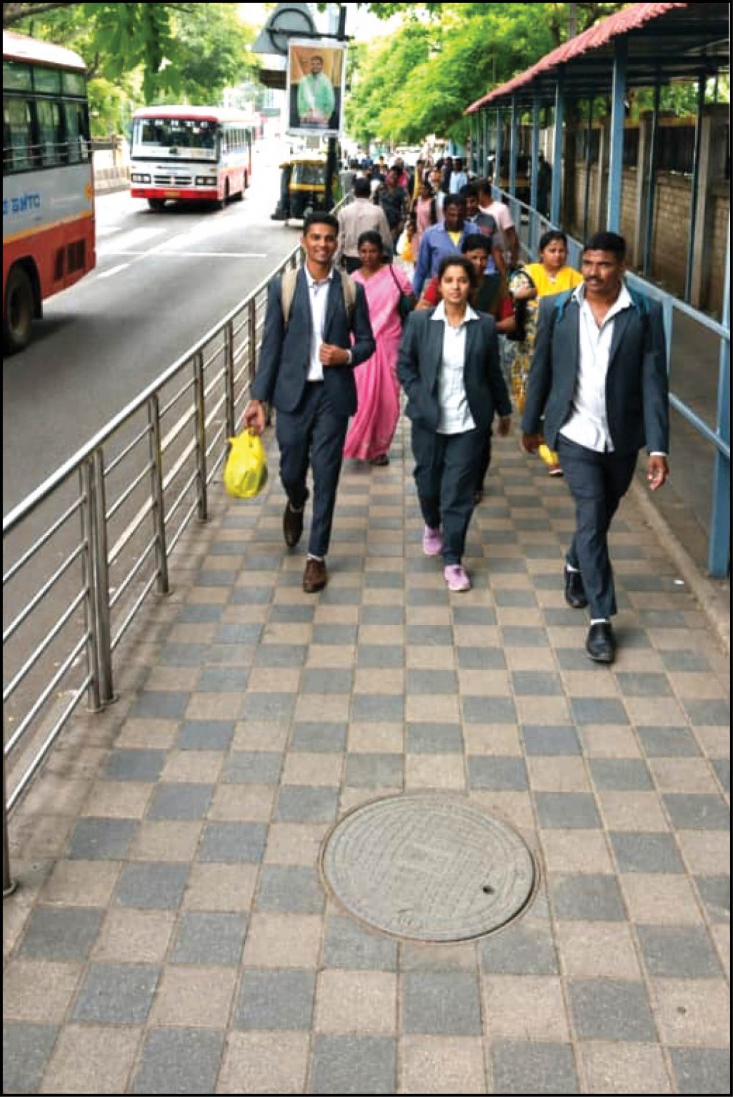 20 footpath vendors evicted - Star of Mysore